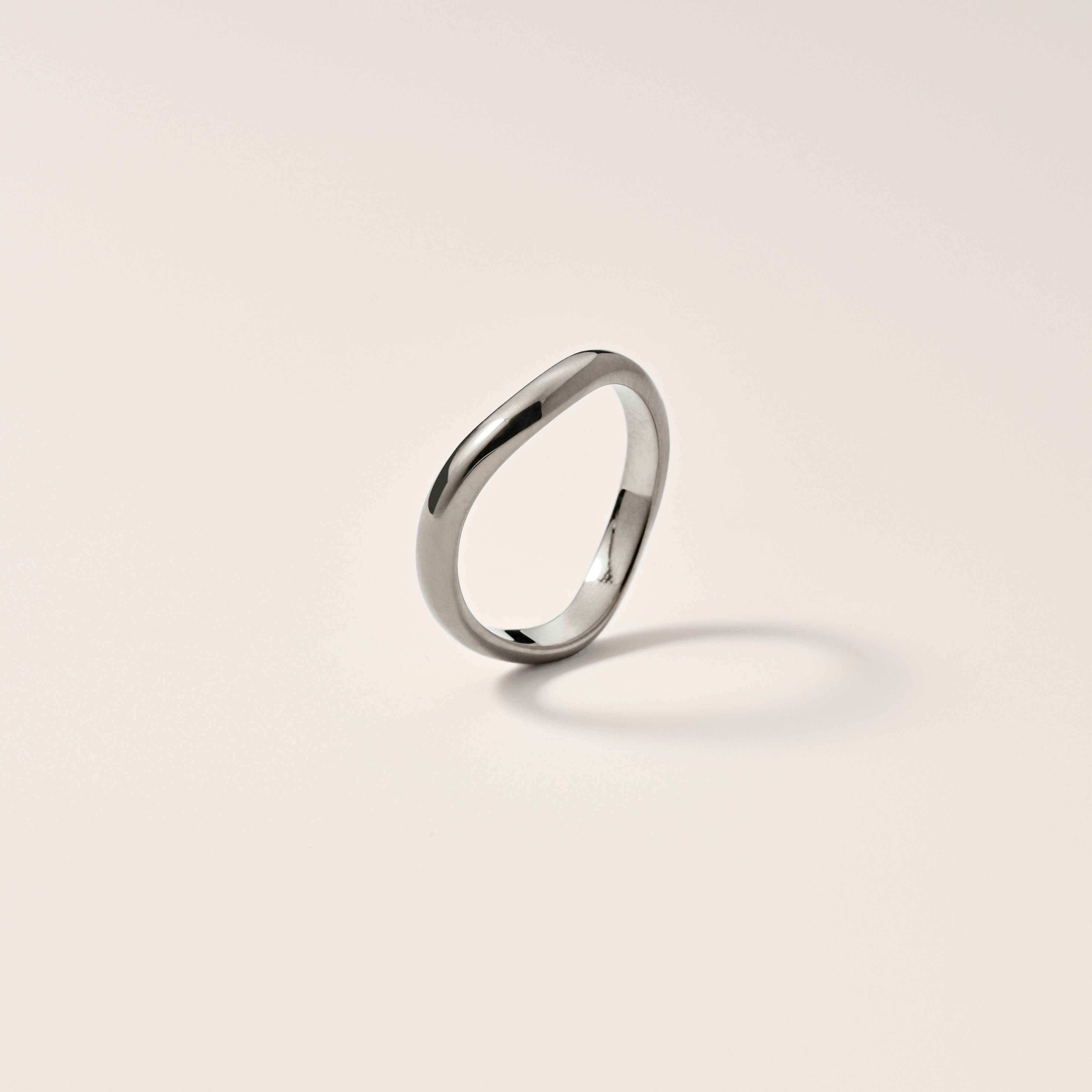 Thin Ophelia Ring – Selina King